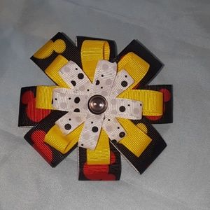 Handmade | Accessories | Handmade 4 Round Disneys Mickey Mouse Bow ...